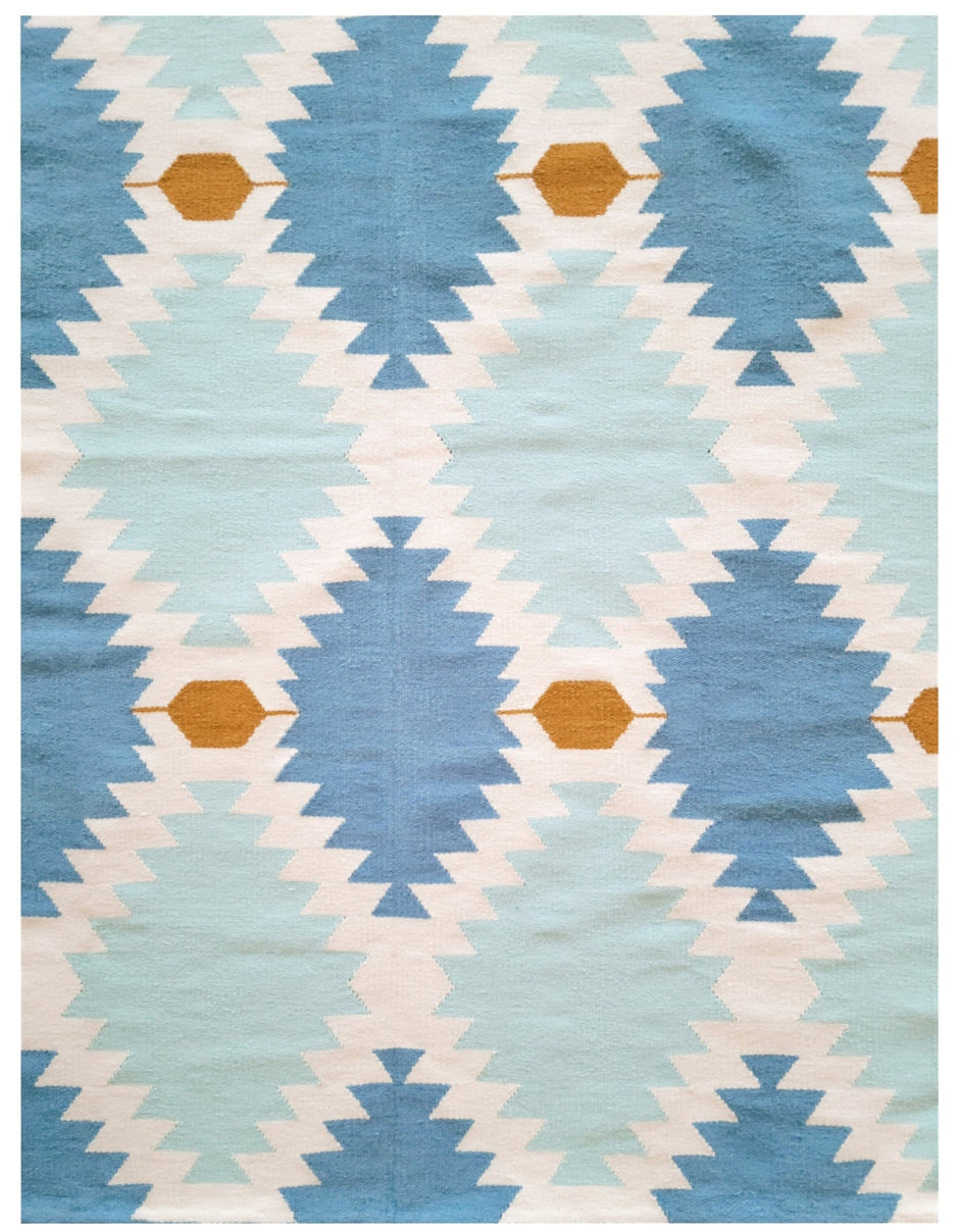 Handmade Kilim Rugs and Runners | Mumo Toronto